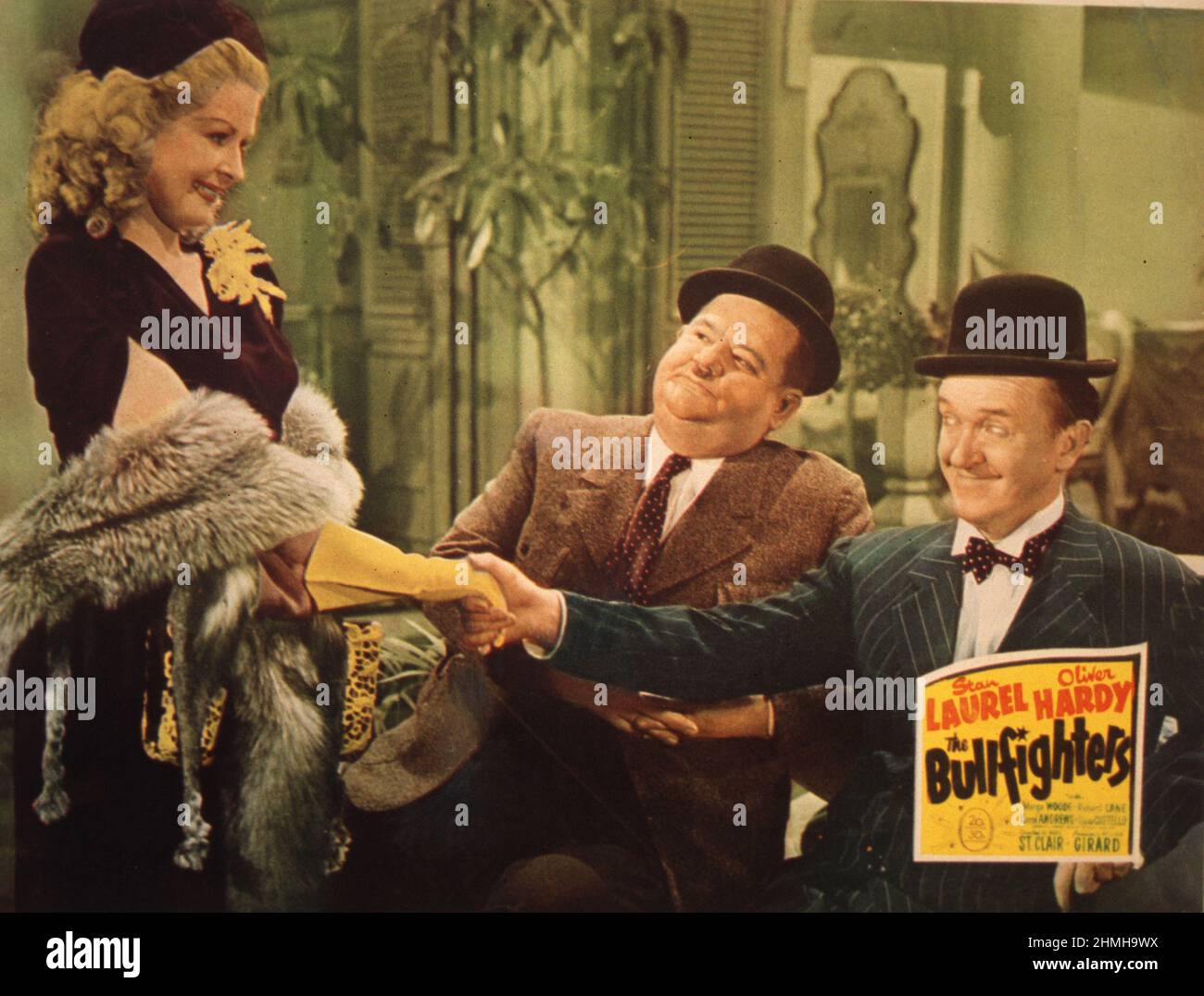 THE BULLFIGHTERS (1945) CAROL ANDREWS STAN LAUREL OLIVER HARDY MALCOLM ...