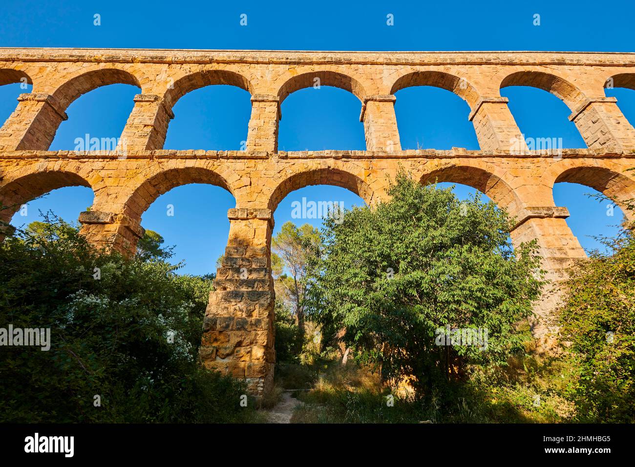 Old Roman aqueduct, Aqüeducte de les Ferreres, Devil's Bridge, Pont del ...