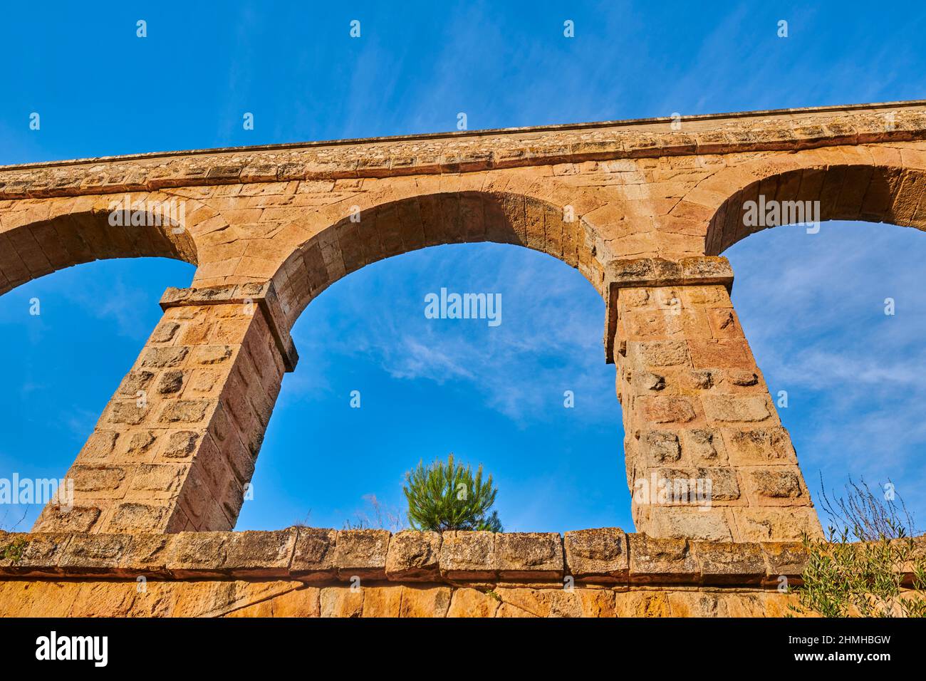 Old Roman aqueduct, Aqüeducte de les Ferreres, Devil's Bridge, Pont del ...