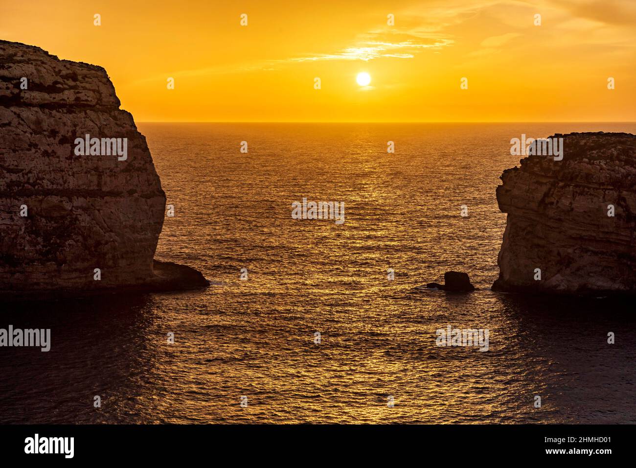 Glorious sun hi-res stock photography and images - Alamy