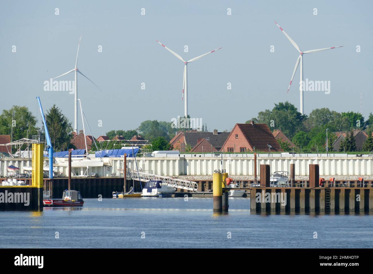 Pin mill harbour hi-res stock photography and images - Alamy