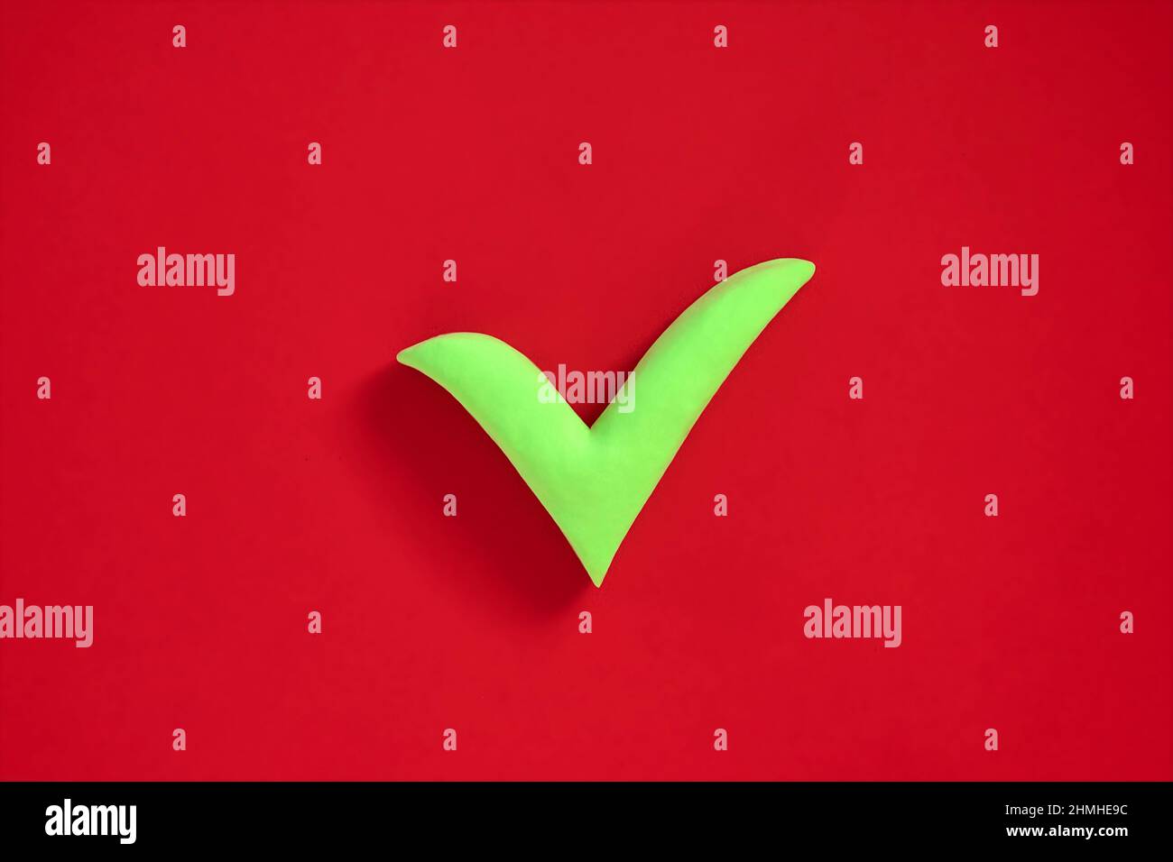 Check list green right mark hi-res stock photography and images - Alamy