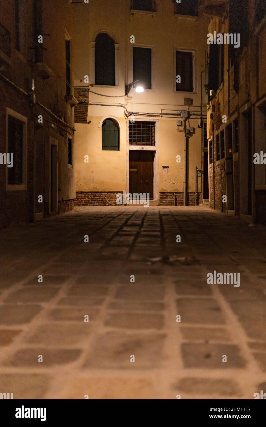 Sinister alley door hi-res stock photography and images - Alamy