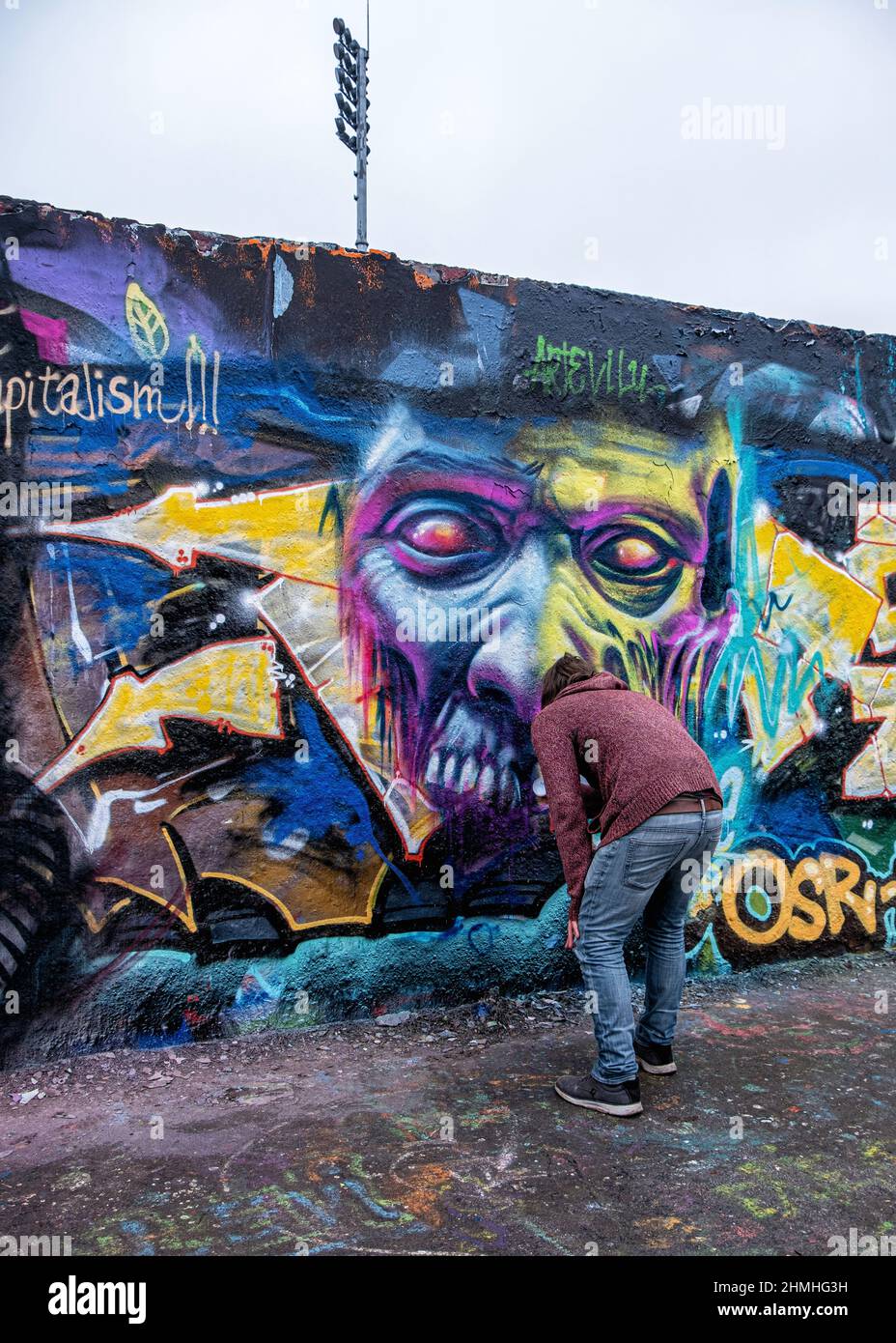 Street artist at work in Mauer Park, Prenzlauer Berg,Berlin, Germany ...