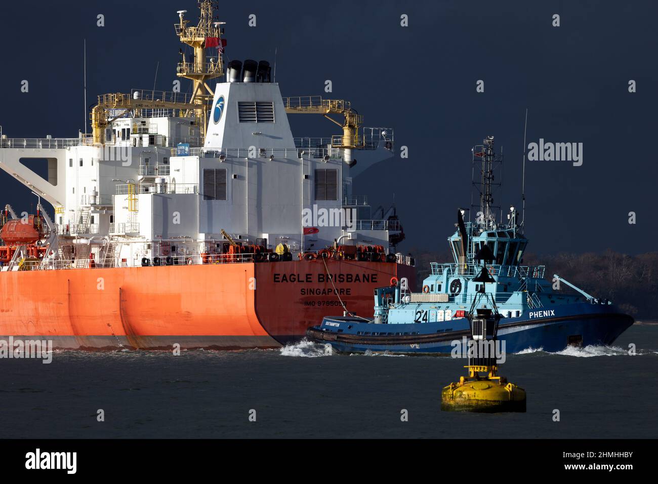 Bunkering singapore hi-res stock photography and images - Alamy