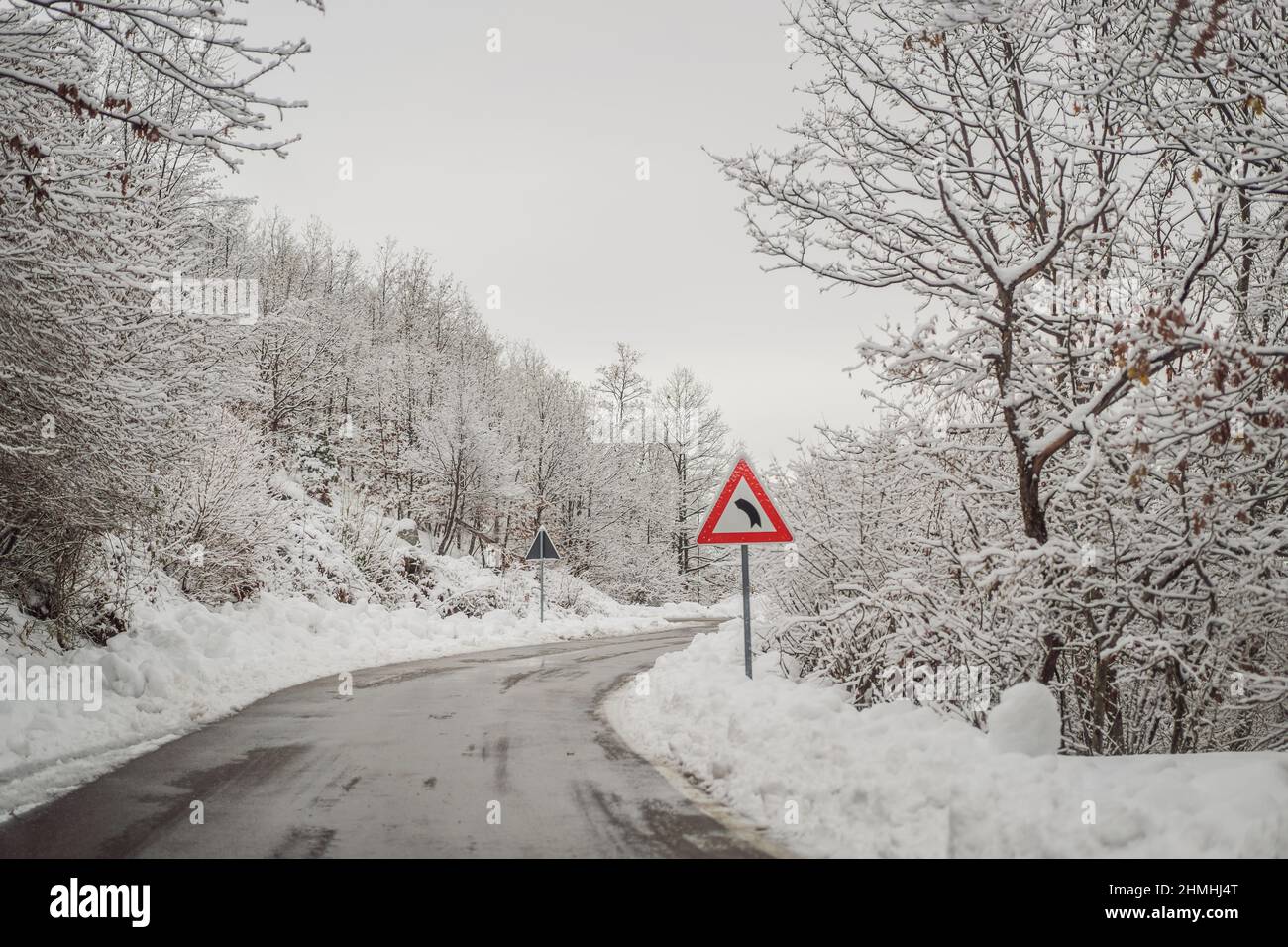 Winter road in the snow. Winter road trip Stock Photo - Alamy