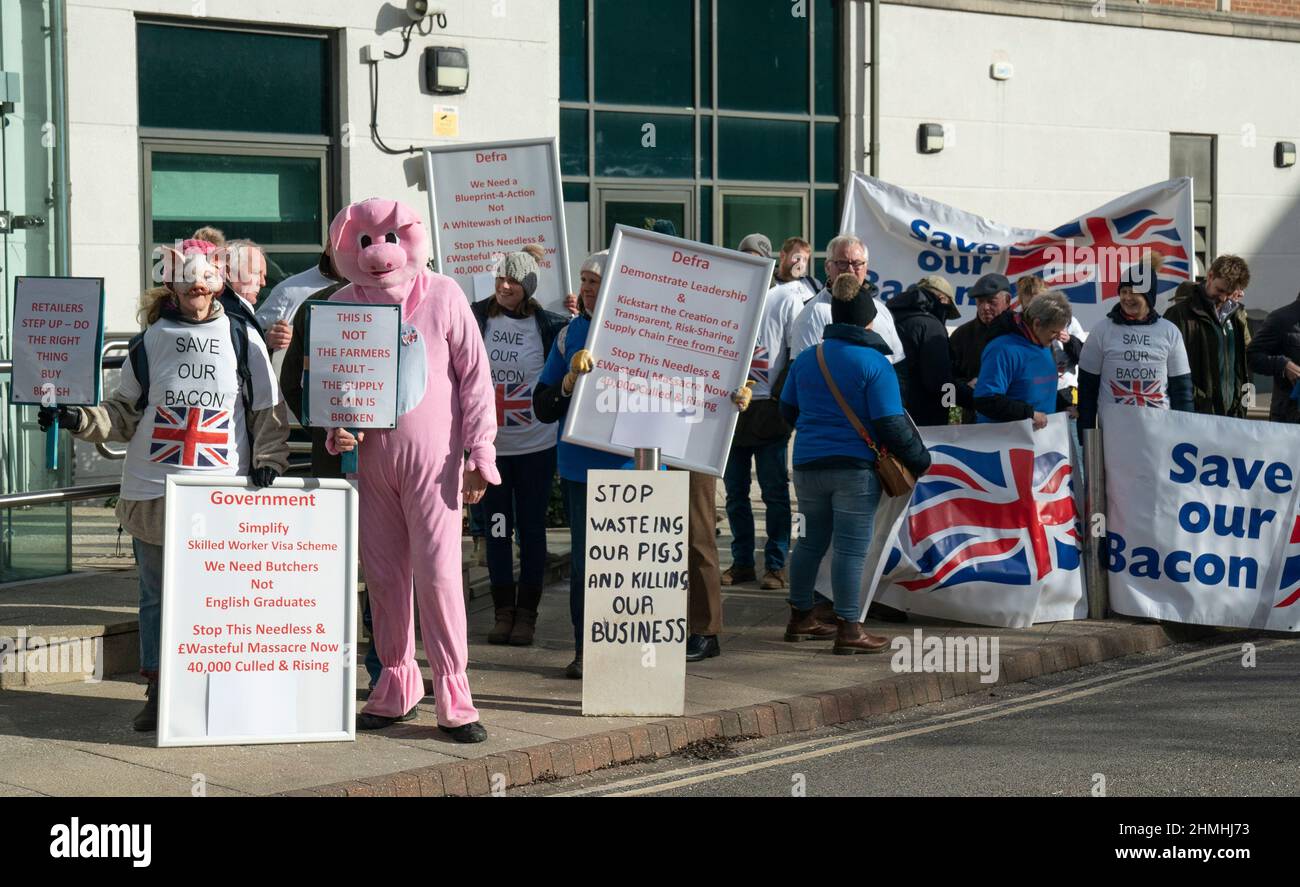 Farmers warn hi-res stock photography and images - Alamy