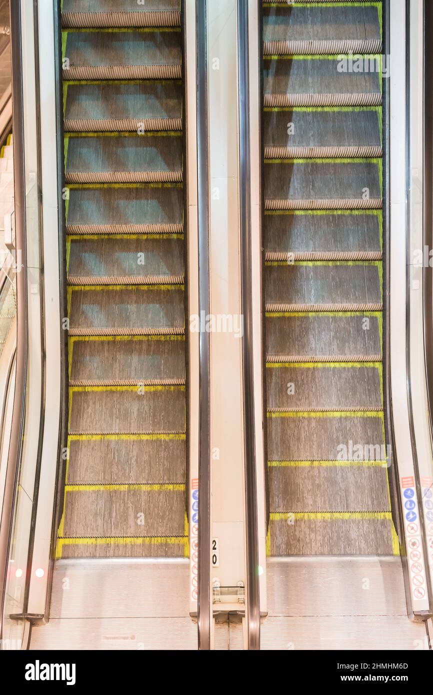 line escalators with metal coating Stock Photo - Alamy