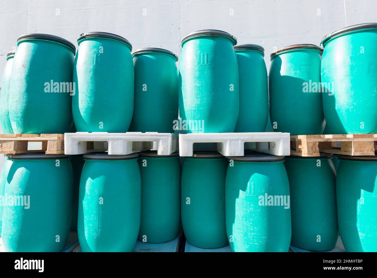 Barrels oil label hi-res stock photography and images - Alamy