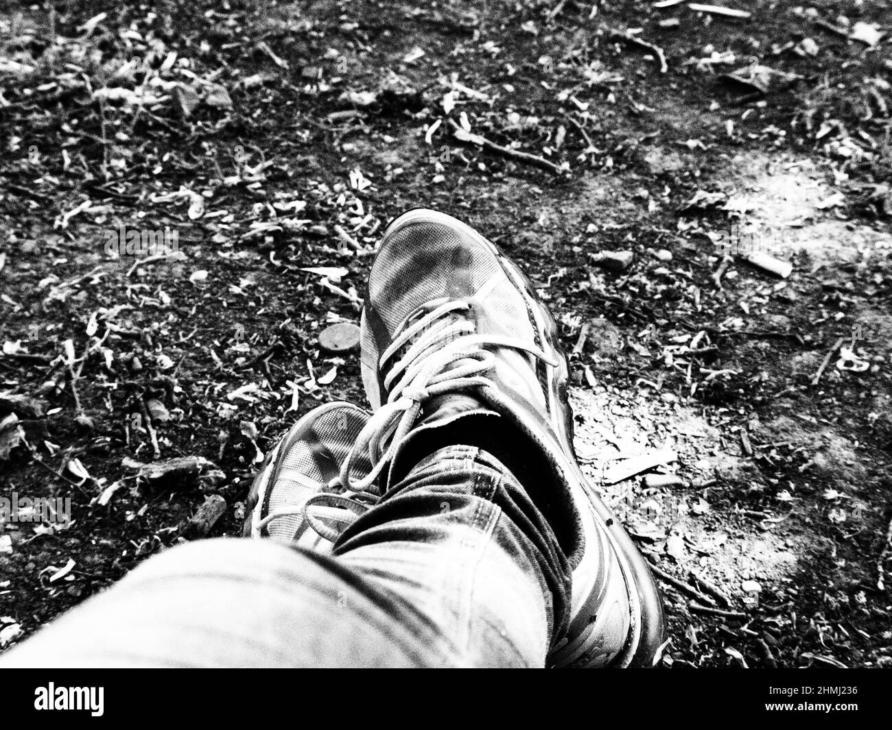 Male legs feet in Black and White Stock Photos & Images - Alamy