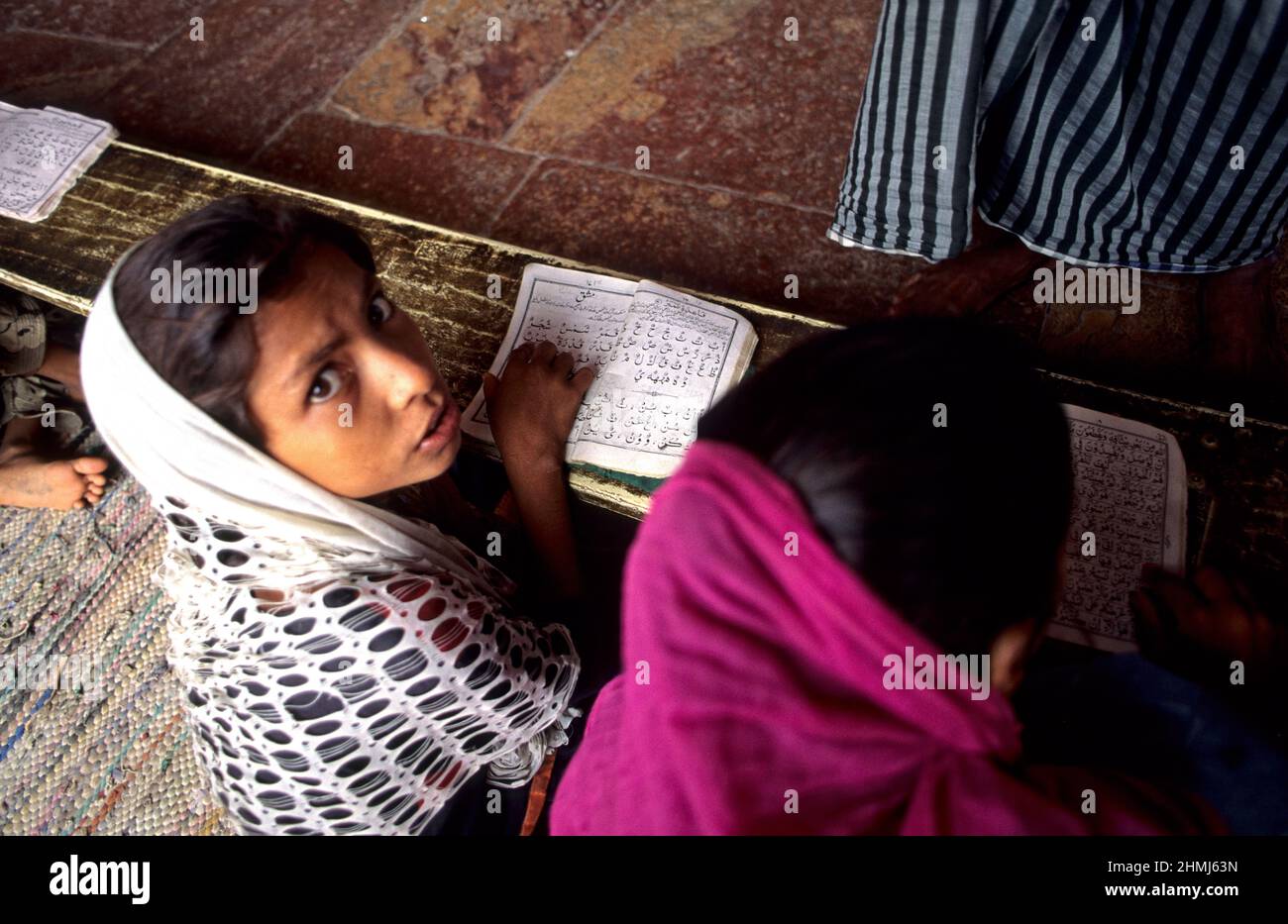 India. Students in a koranic school in Jaipur Rajasthan Stock Photo - Alamy