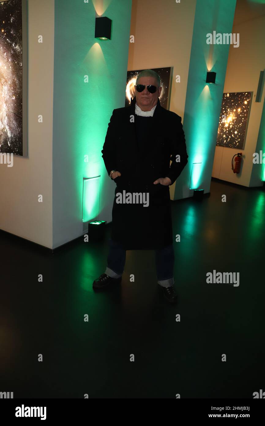 Claude-Oliver Rudolph bei der Premiere vom 360-Grad-Erlebnis '20.000 ...