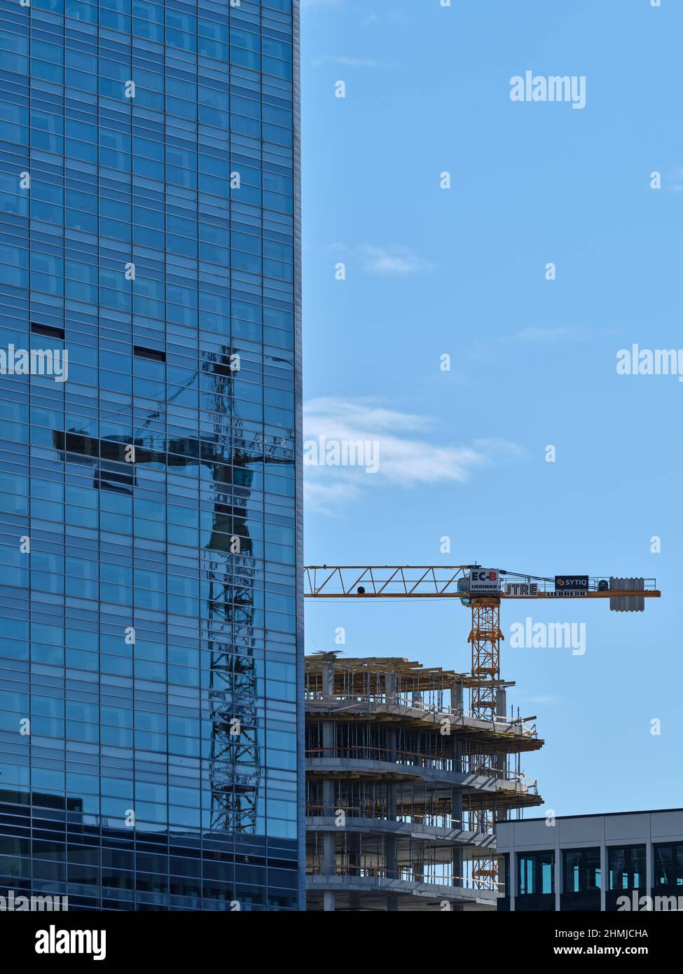 Crane by glass hi-res stock photography and images - Alamy