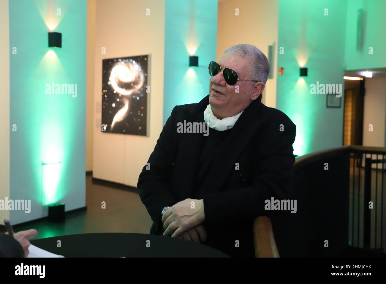 Claude-Oliver Rudolph bei der Premiere vom 360-Grad-Erlebnis '20.000 ...