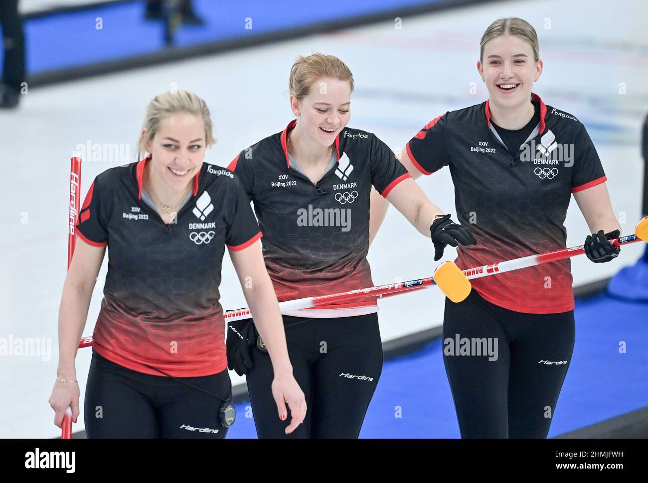 Beijing, China. 10th Feb, 2022. Mathilde Halse (C), Denise Dupont (L ...
