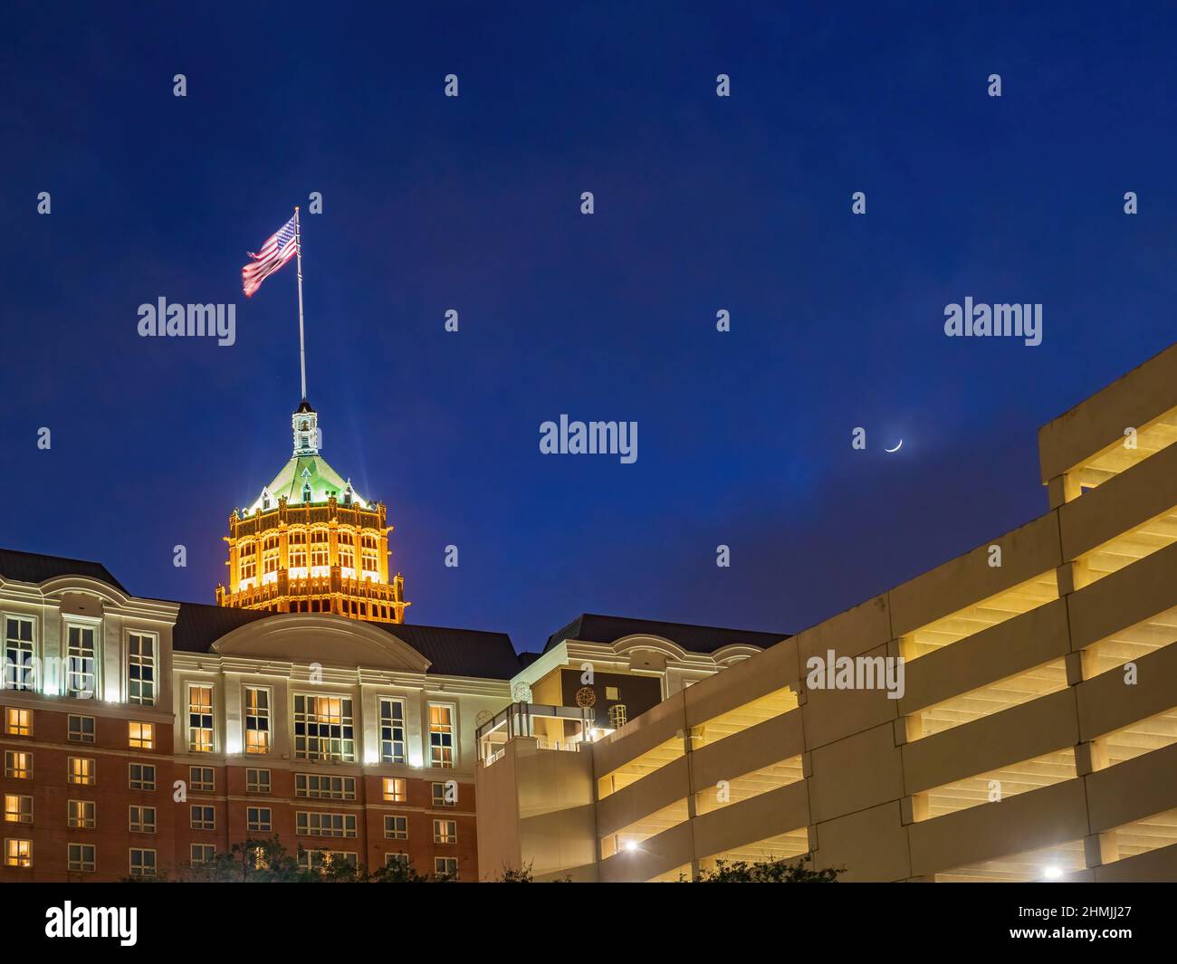Night exterior view of the Tower Life Building at Texas Stock Photo - Alamy