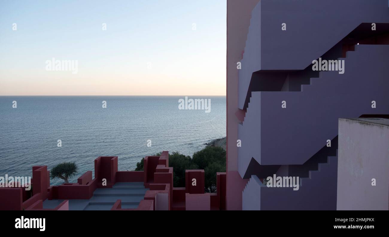 La Muralla Roja,Calpe,Spain Stock Photo - Alamy