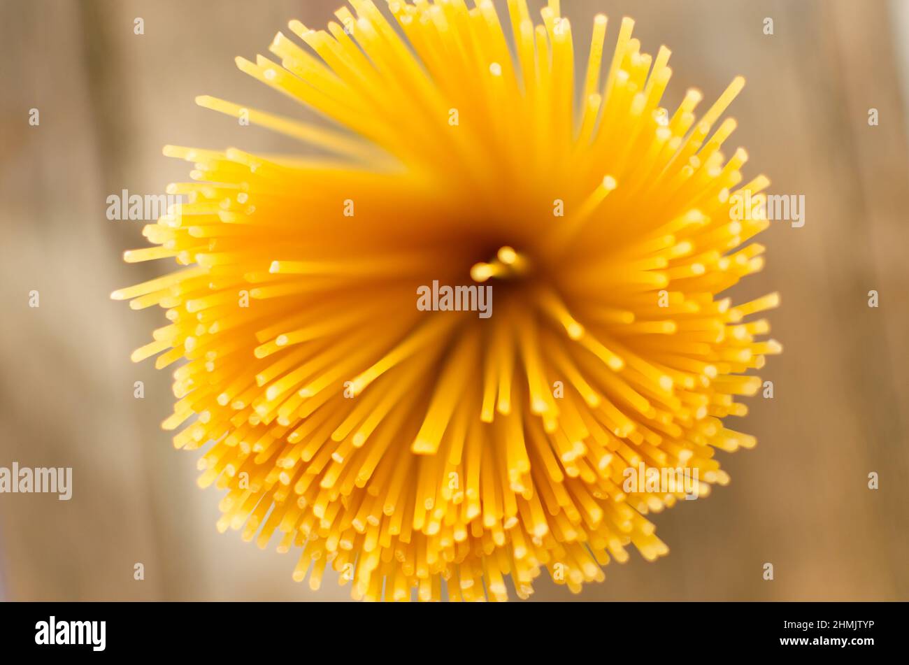 Horizontal photo uncooked pasta hi-res stock photography and images - Alamy