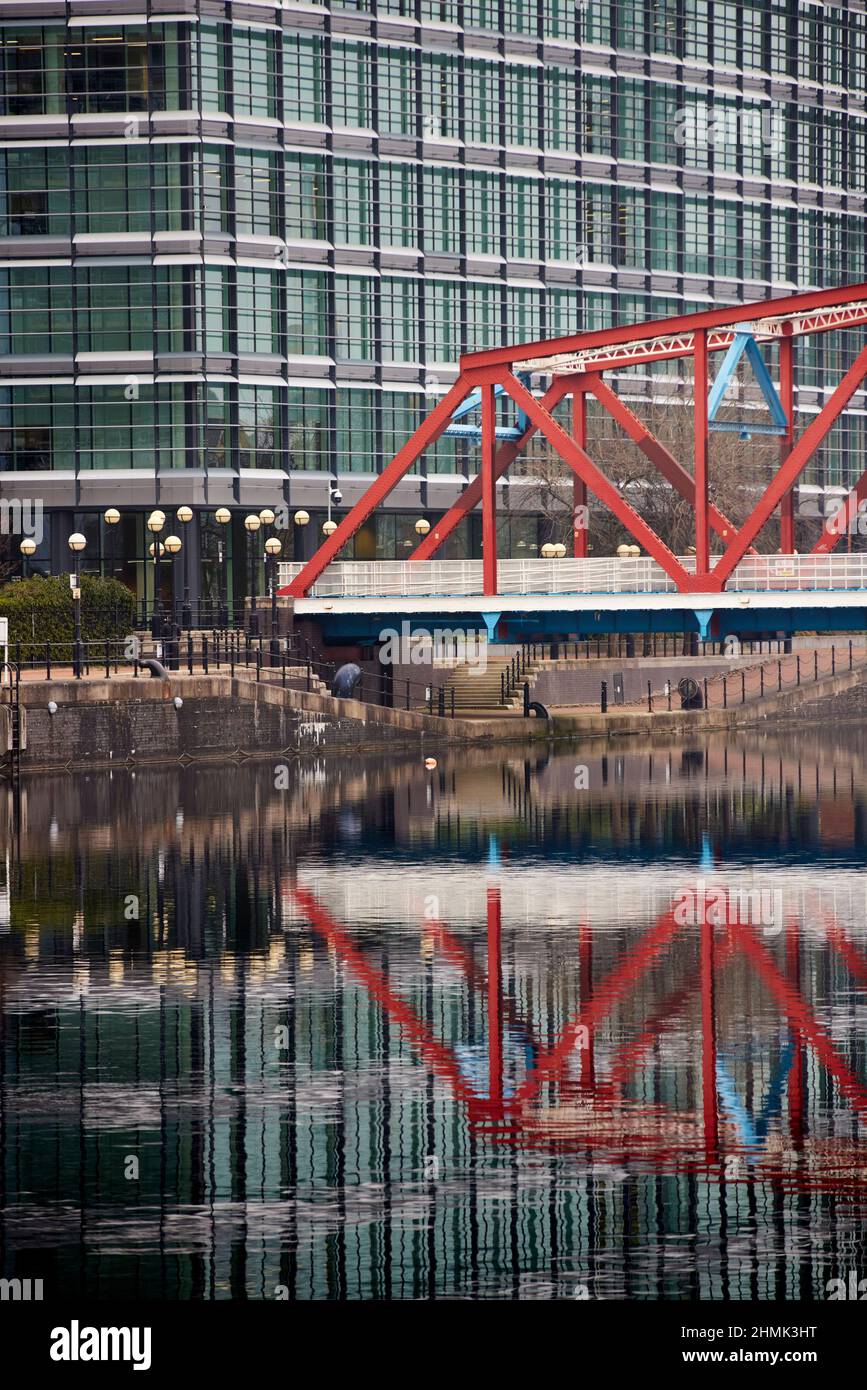 Detroit bridge salford quays manchester uk ship canal hi-res stock ...