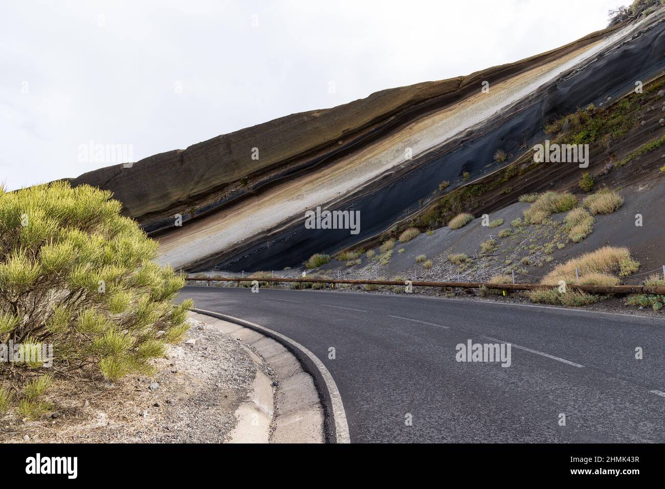 Different layers of volcanic ashes at La Tarta, Teide National Park, Tenerife, Spain Stock Photo ...