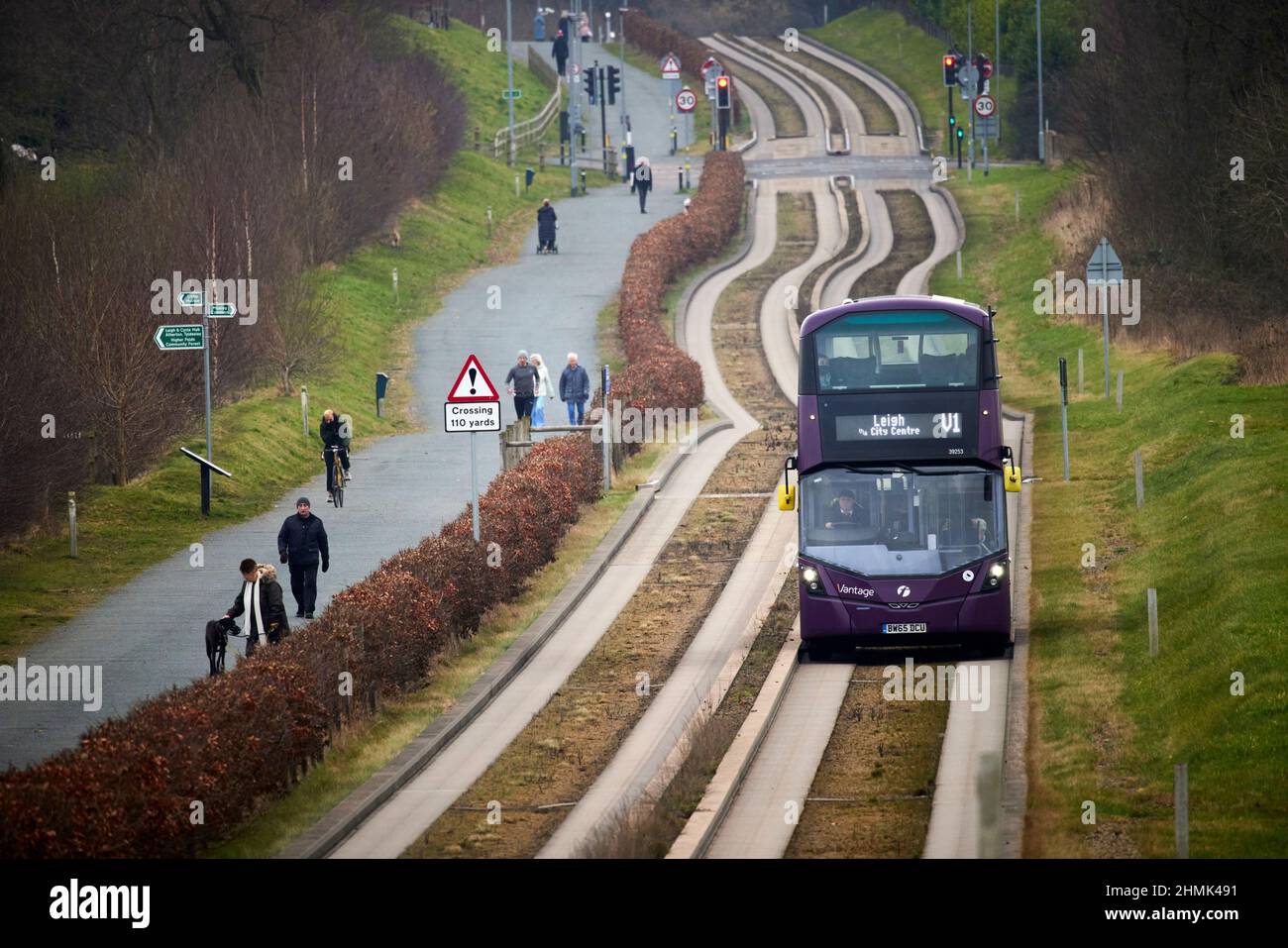 First buses Vantage V1 bus route, guided section purple-liveried Wright ...