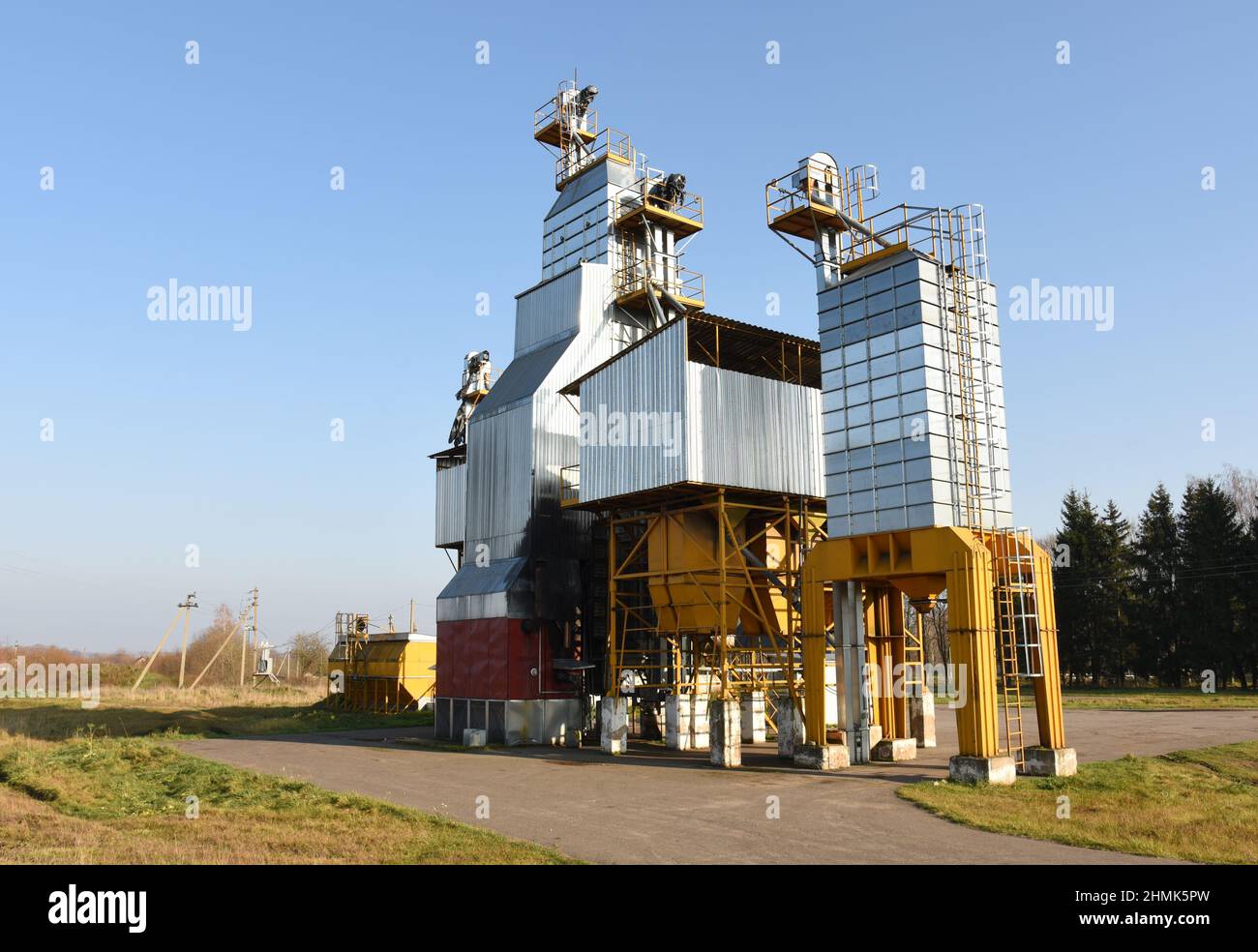 Grain processing plant. Processing and sifting corn and grain after ...