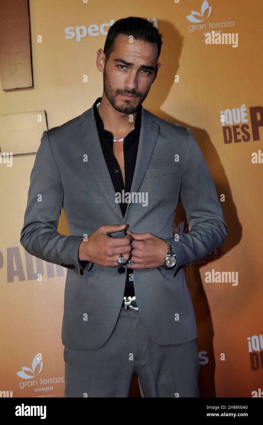 MÉXICO CITY, MÉXICO 9 January 2022: Michael Duval attend the red carpet of the film ¡QUE DES ...