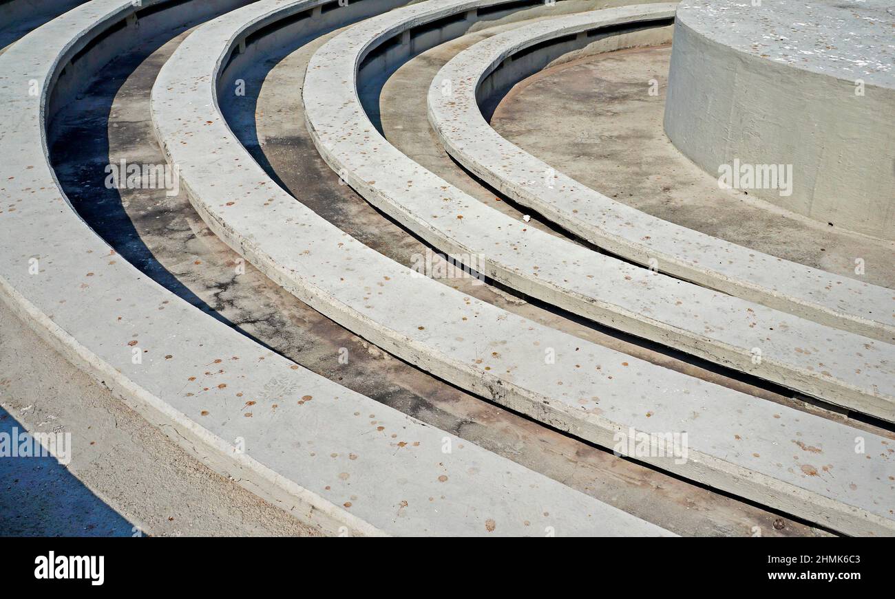 Amphitheater structure hi-res stock photography and images - Alamy