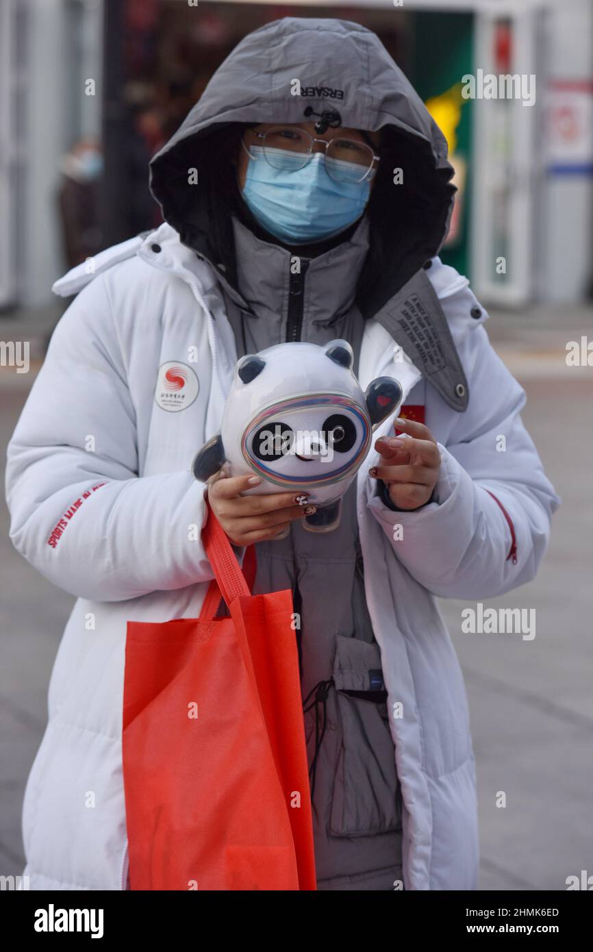 China doll masks hi-res stock photography and images - Alamy