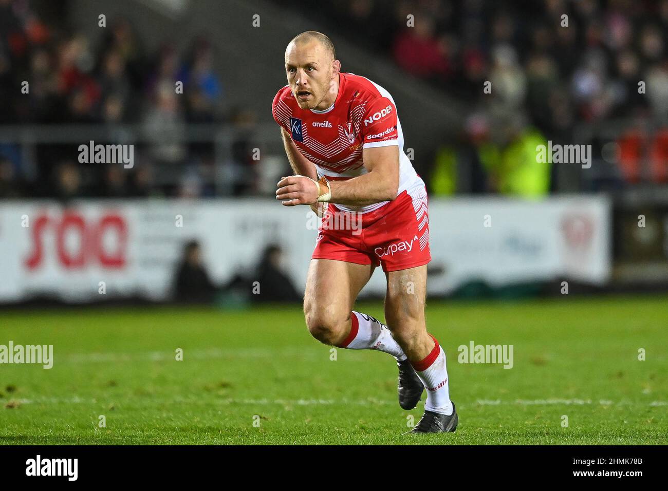 James Roby (9) of St Helens during the game Stock Photo - Alamy