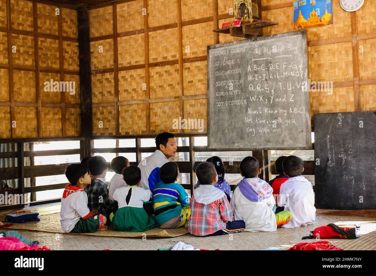 Happy kids alphabet classroom hi-res stock photography and images - Alamy
