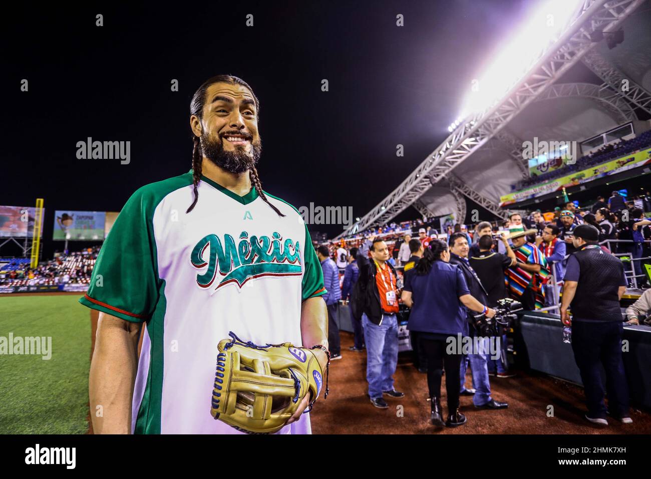 Sergio Mitre, durante el segundo día de actividades de la Serie del ...