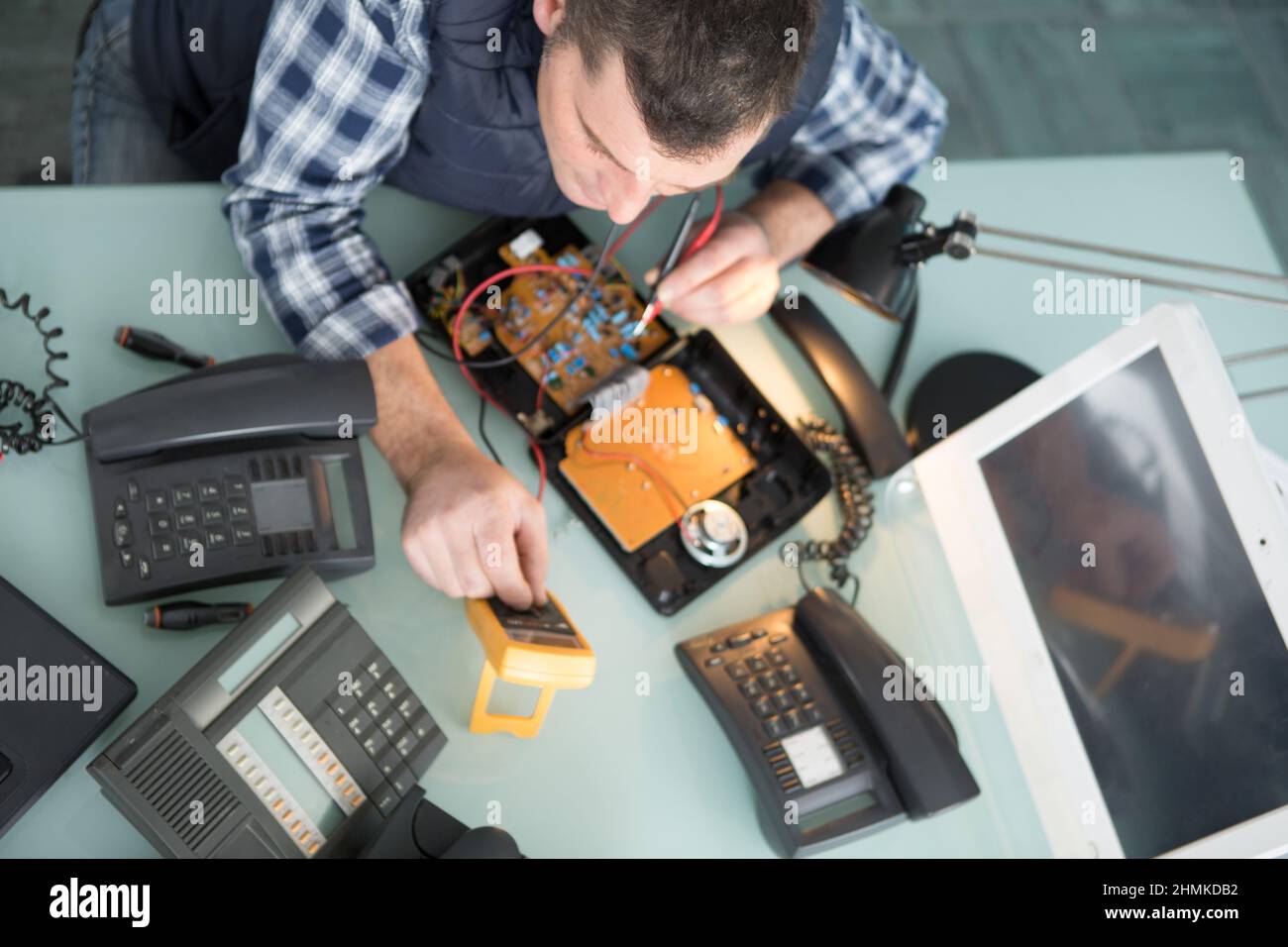 Telephone repairman hi-res stock photography and images - Alamy