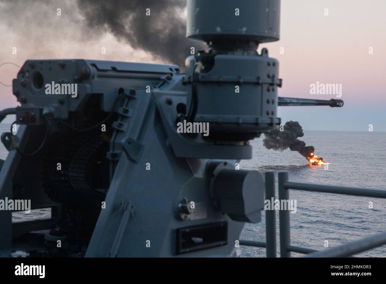 220208-N-LD903-1126 PACIFIC OCEAN (Feb. 8, 2022) – An MK 38 – 25 mm ...