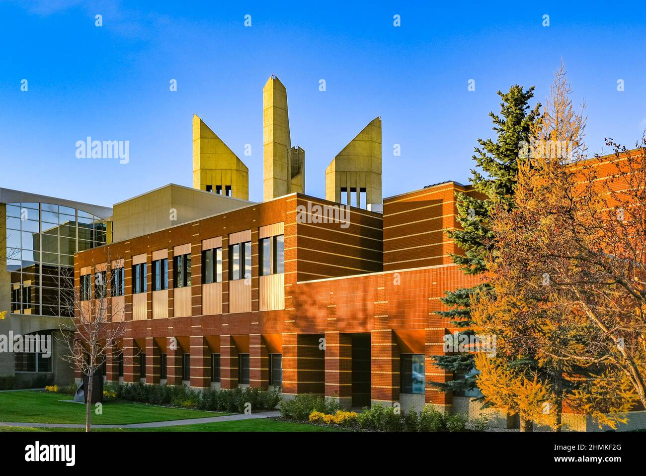 Macewan university hi-res stock photography and images - Alamy