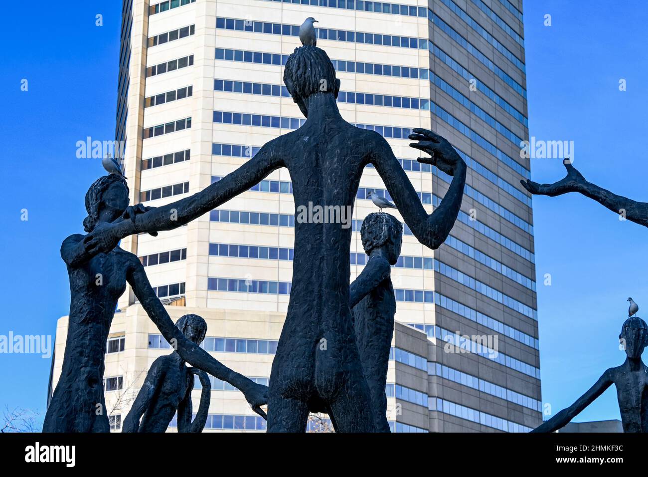 Mario Armengol sculpture, "The Family of Man", downtown Calgary ...