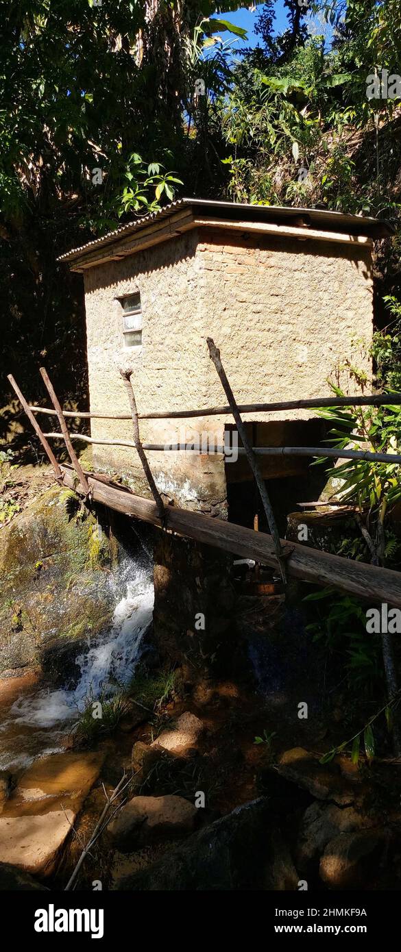 Old fashioned mechanism mill grinding hi-res stock photography and ...