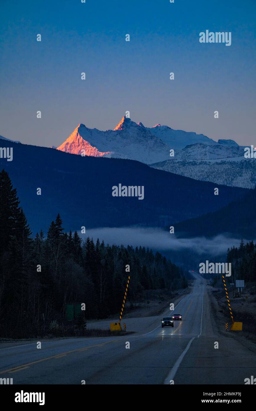 Yellowhead highway hi-res stock photography and images - Alamy