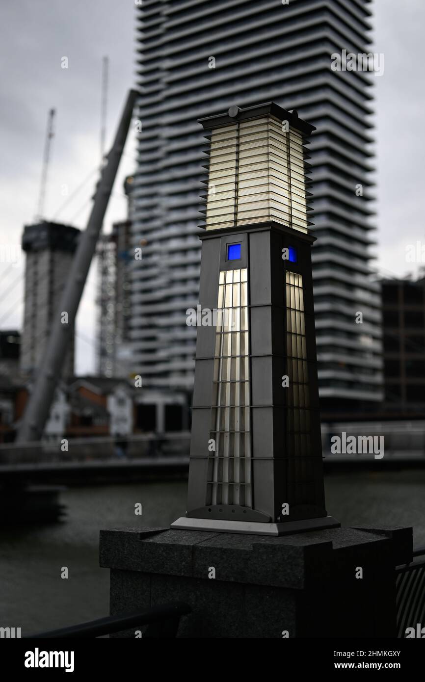 London Docklands Architecture Stock Photo - Alamy