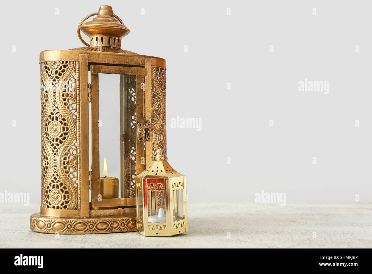 Muslim lanterns hi-res stock photography and images - Alamy
