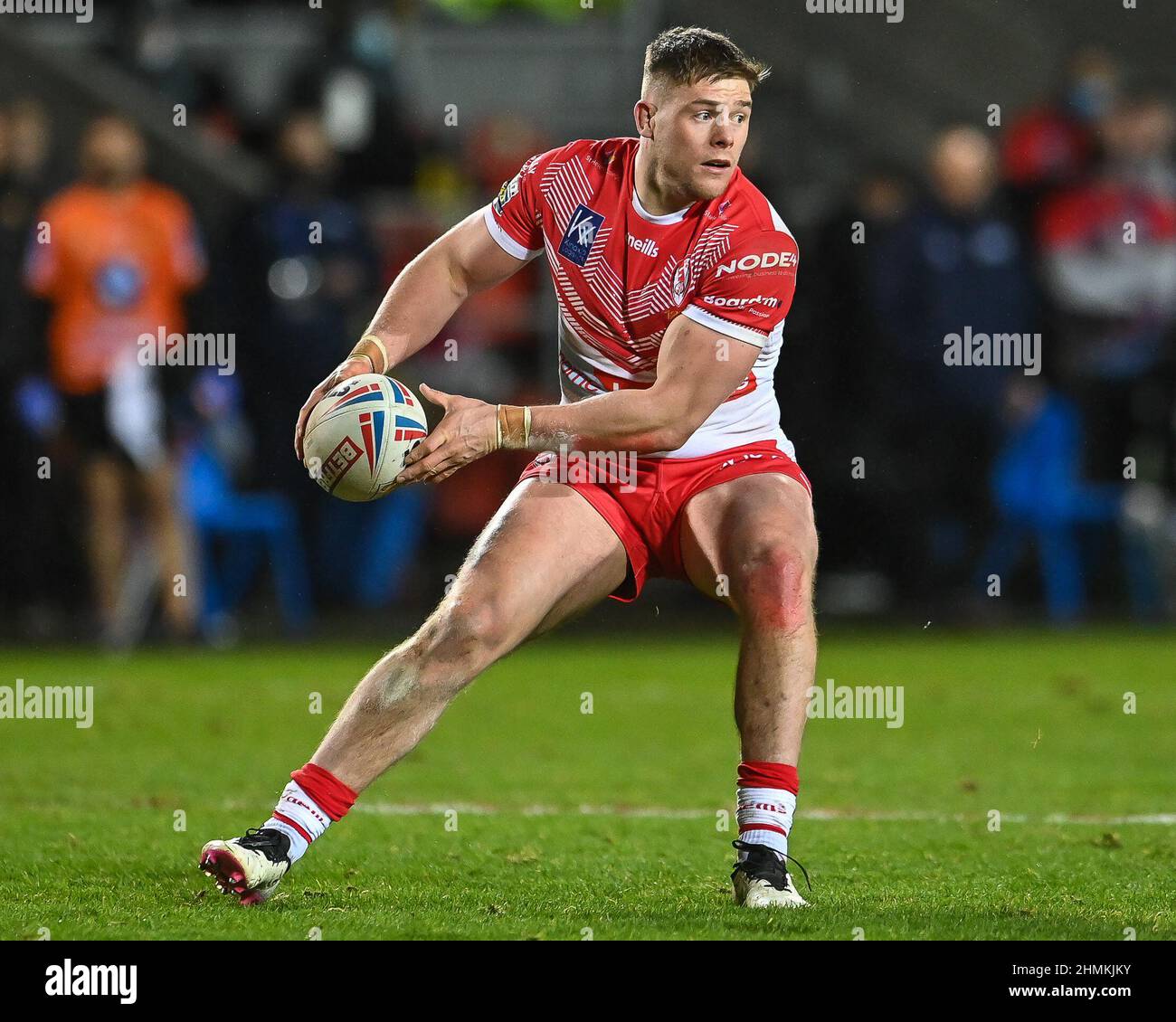 Morgan Knowles (13) of St Helens in action Stock Photo - Alamy