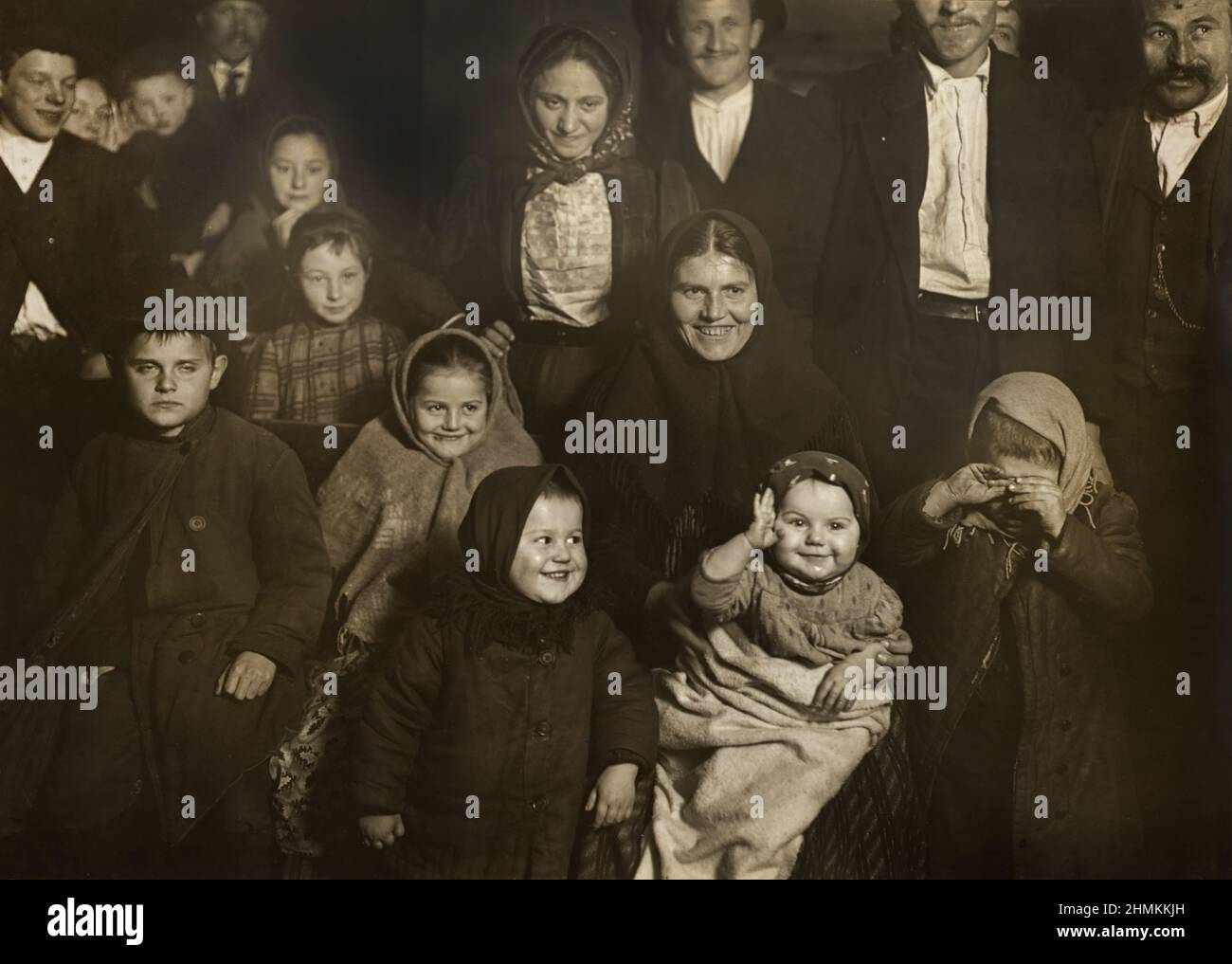 1900 immigrants hi-res stock photography and images - Alamy