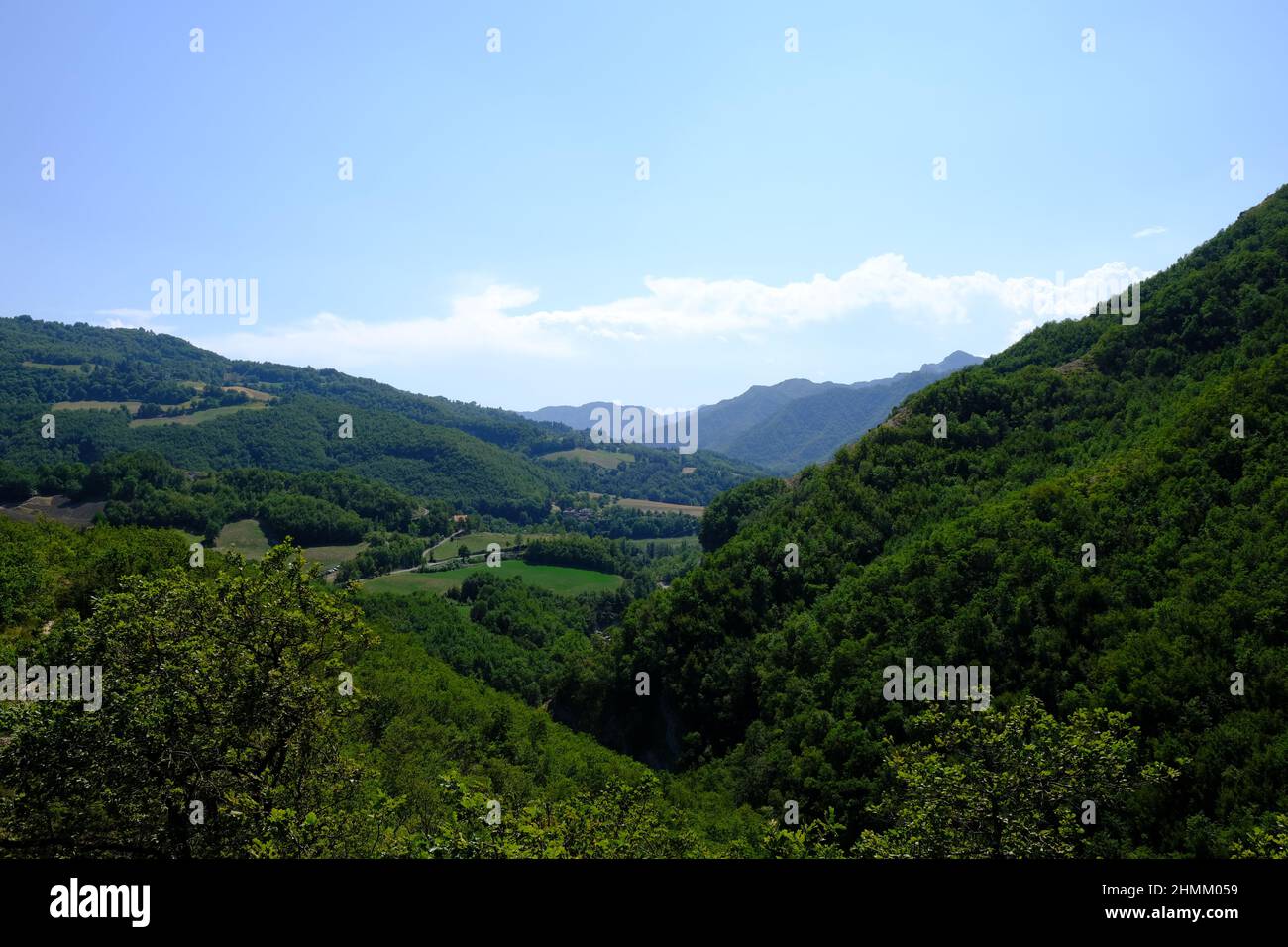 Appenino mountains hi-res stock photography and images - Alamy