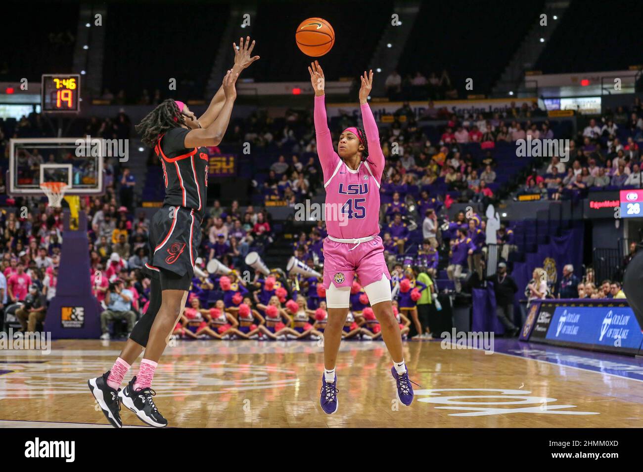 Baton Rouge, LA, USA. 10th Feb, 2022. LSU's Alexis Morris (45) puts up ...