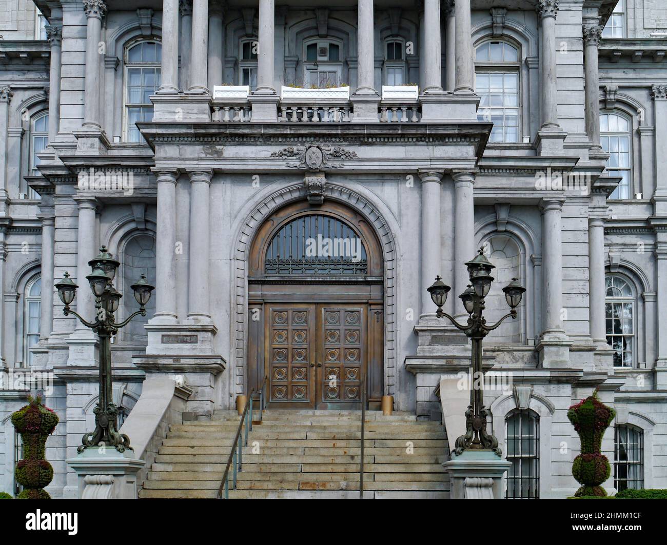 Montreal City Hall, close up of front door and steps Stock Photo - Alamy