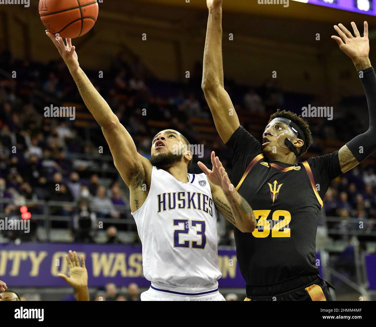 January 27, 2022: Washington guard Terrell Brown Jr shoots against ...