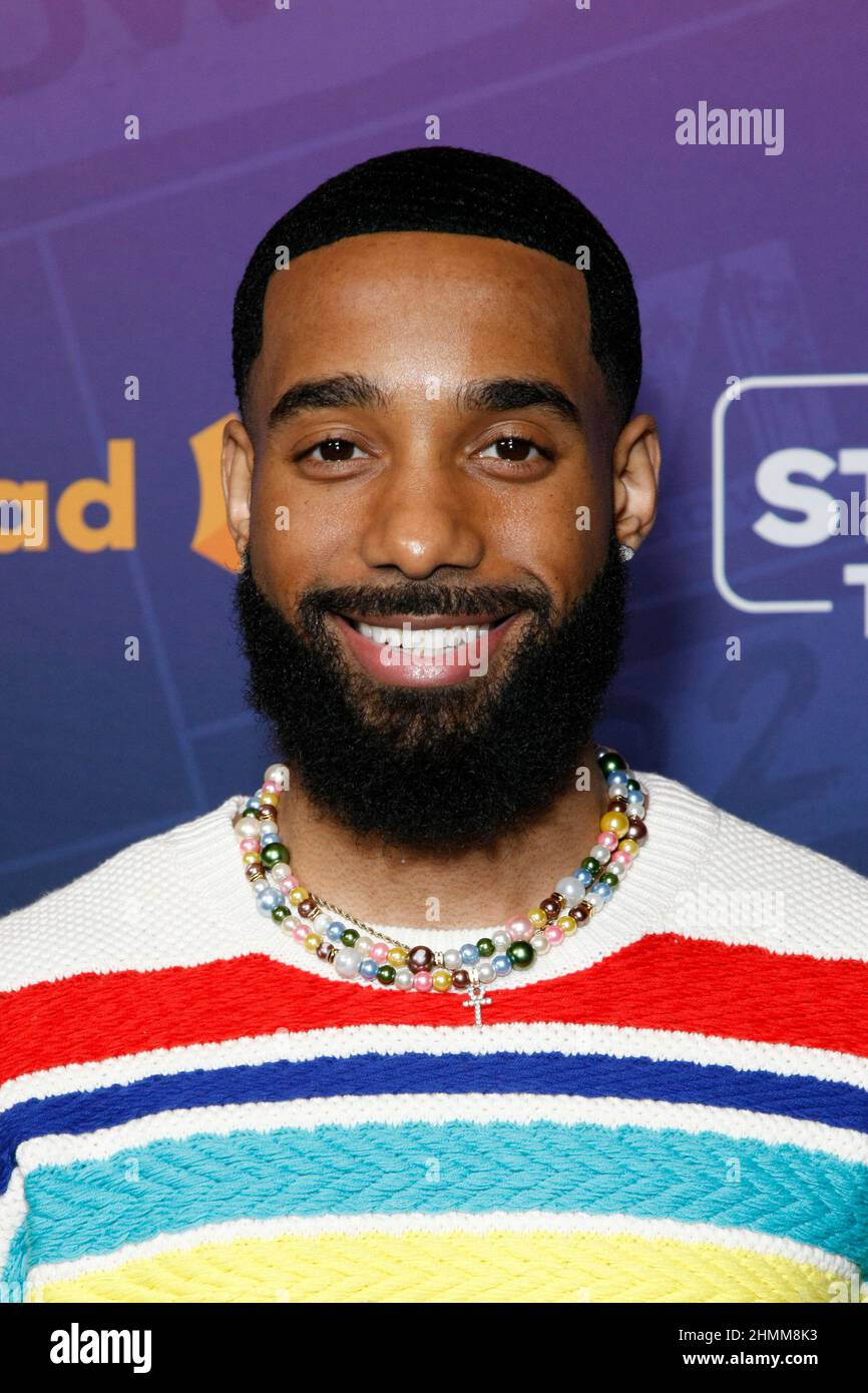 Los Angeles, USA. 10th Feb, 2022. Philemon Chambers attends A Night of ...