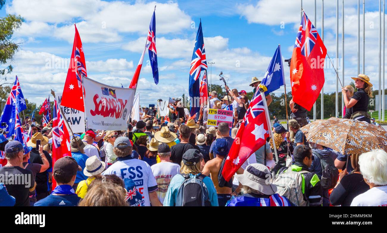 The 'Convoy to Canberra' coronavirus protest held on Capital Hill ...
