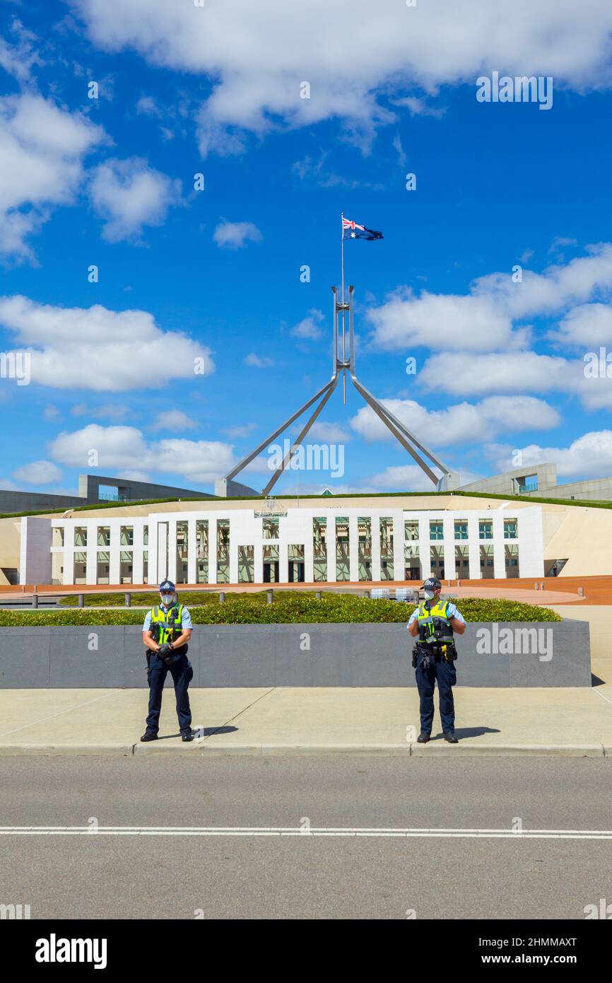 The 'Convoy to Canberra' coronavirus protest held on Capital Hill ...