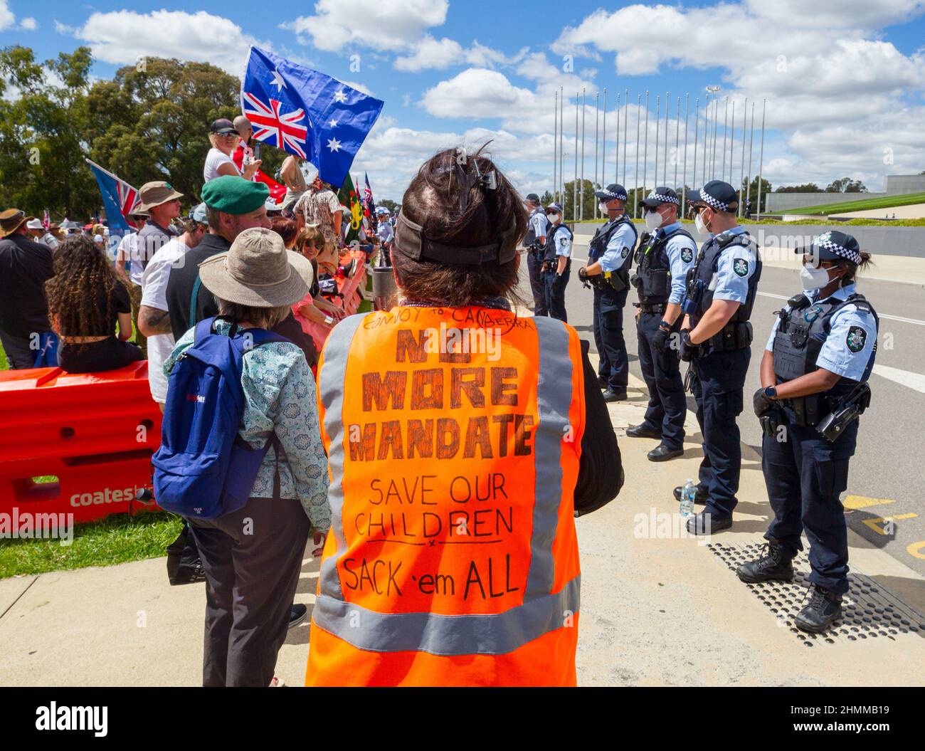 The 'Convoy to Canberra' coronavirus protest held on Capital Hill ...